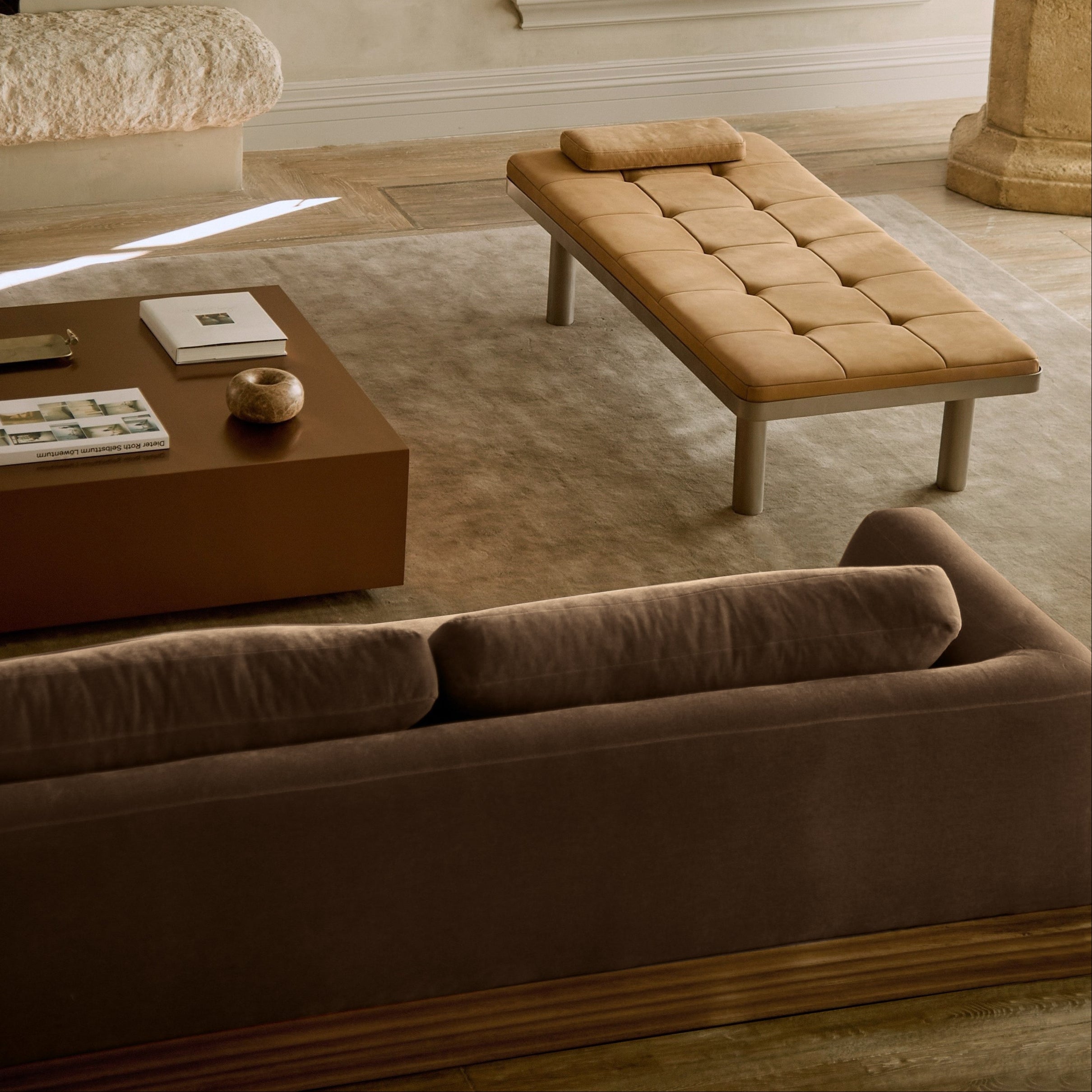 Palazzo Sofa - Truffle